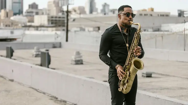 Best Tenor Sax Guide 2026: Student to Professional Saxaphone Models ...