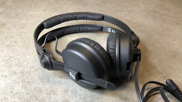 11 Best Studio Headphones for Production, Mixing & Mastering [2021 ...