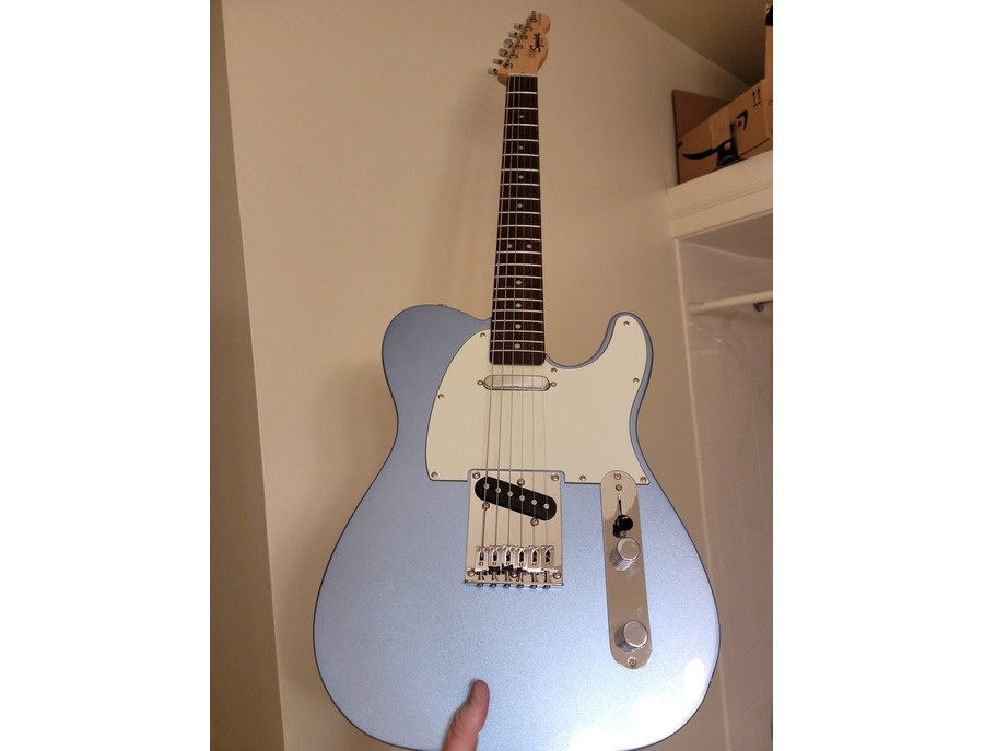 Squier FSR Bullet Telecaster, LAUREL FINGERBOARD - What To Know & Where ...