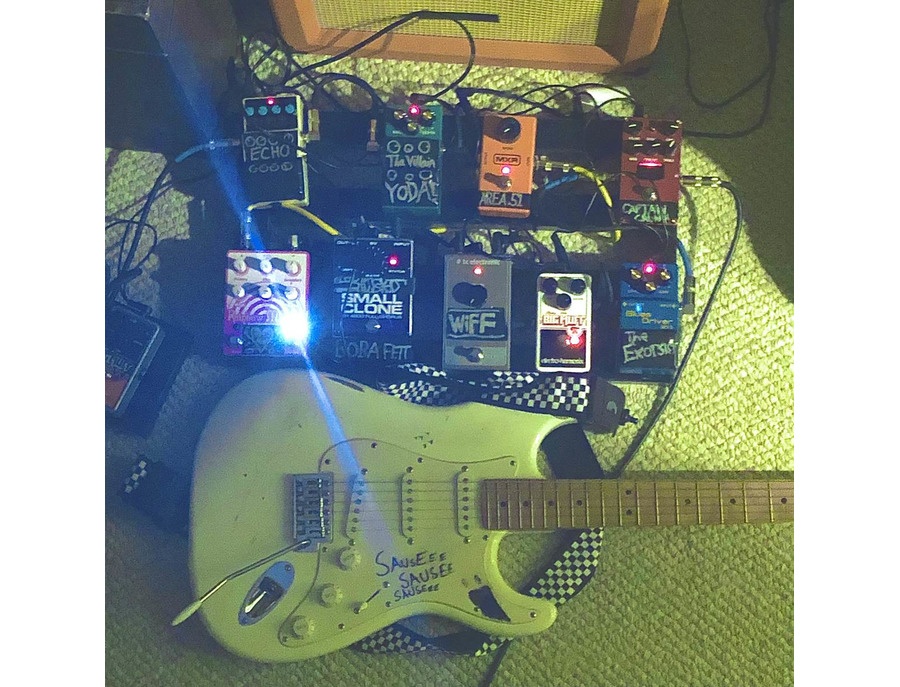 Boss DD-3 Digital Delay - ranked #19 in Delay Pedals | Equipboard