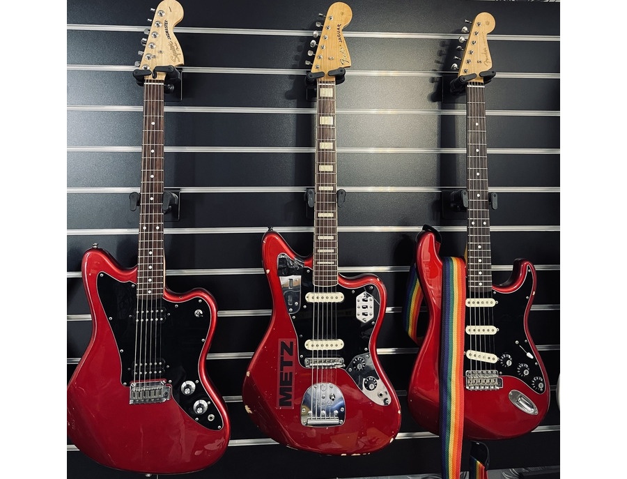 Squier Jagmaster Electric Guitar - What To Know & Where To Buy | Equipboard