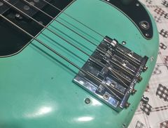Fender Precision Bass - ranked #2 in Electric Basses | Equipboard