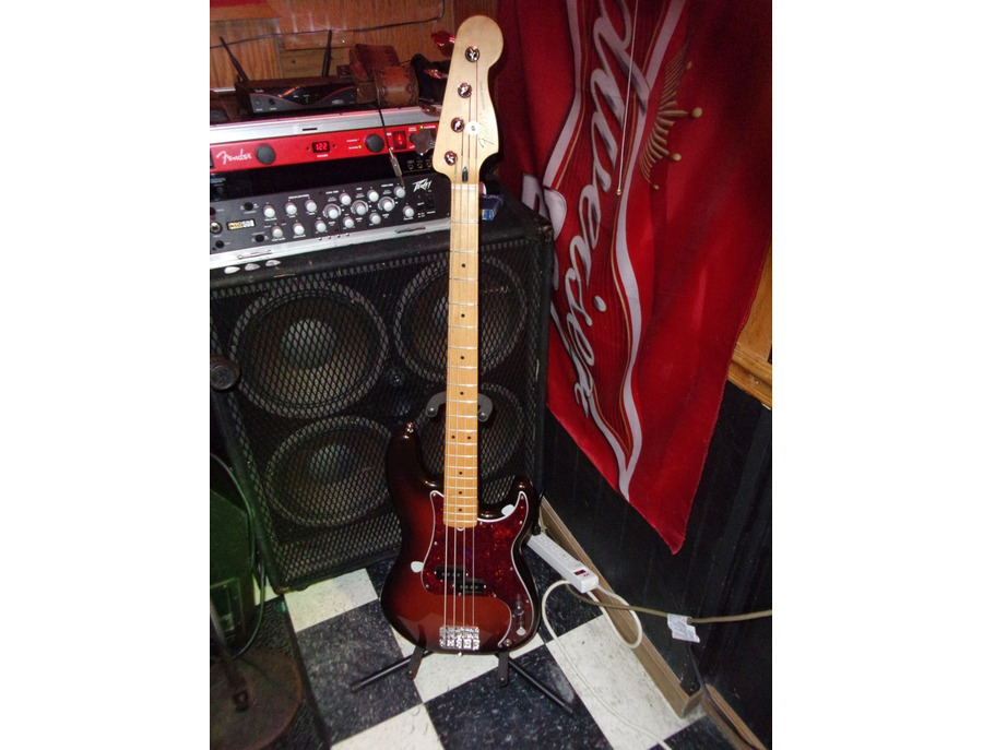 Fender Mexican Standard Precision Bass - What To Know & Where To Buy ...