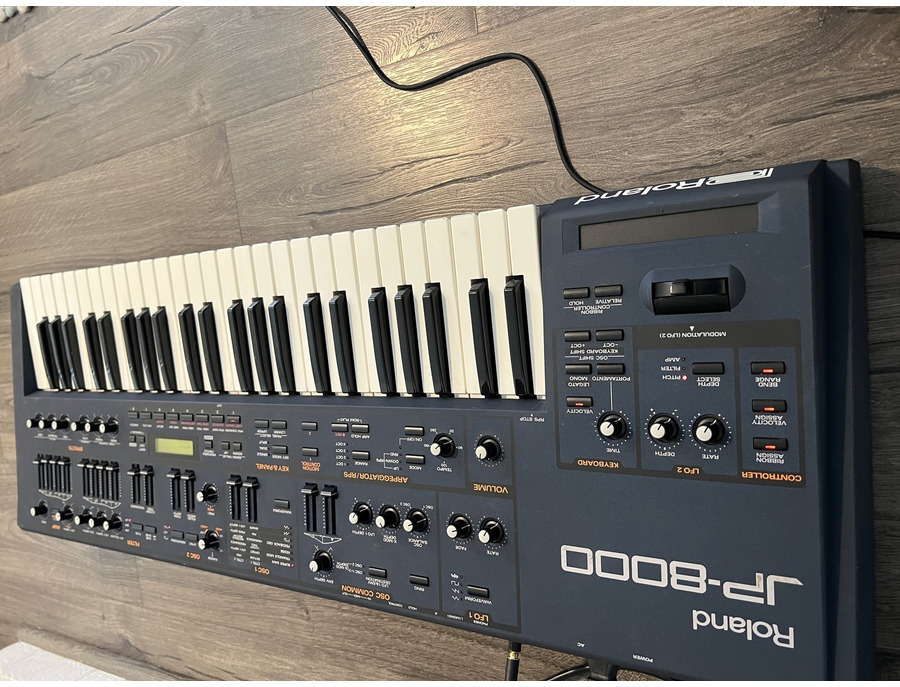Roland JP-8000 Synthesizer - What To Know & Where To Buy | Equipboard