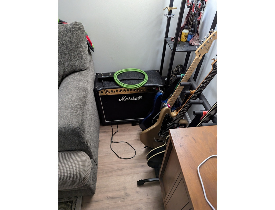 Marshall DSL40C - What To Know & Where To Buy | Equipboard