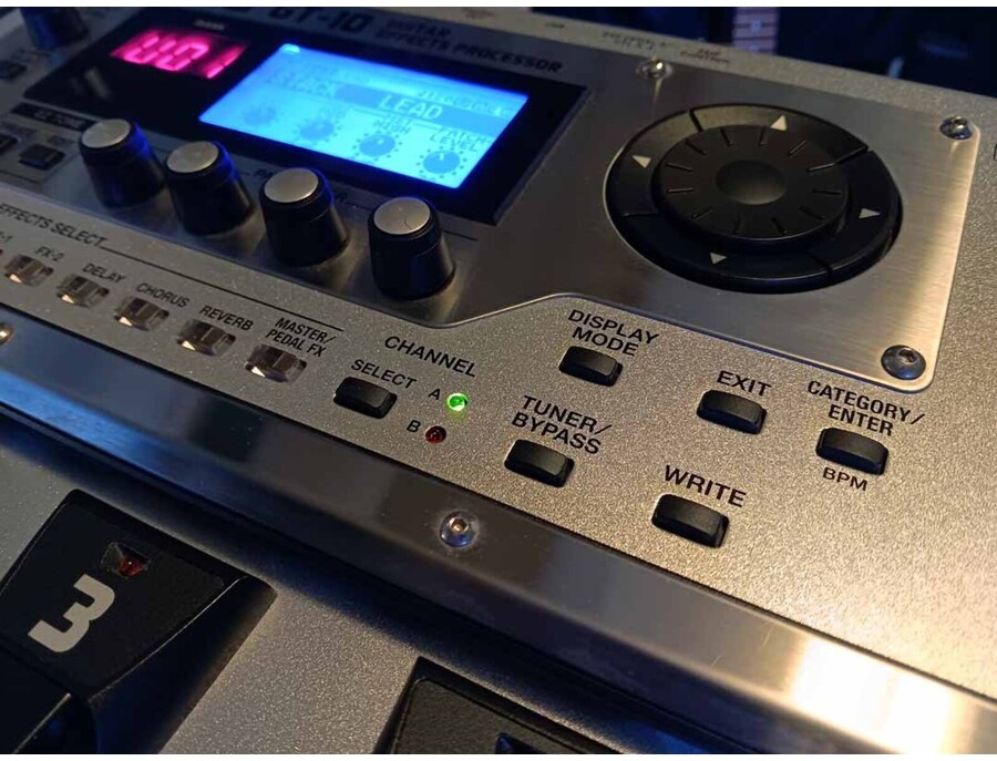 Boss GT-10 Guitar Effects Processor - What To Know & Where To Buy ...