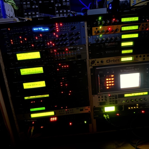 Roland V-Synth XT - What To Know & Where To Buy | Equipboard