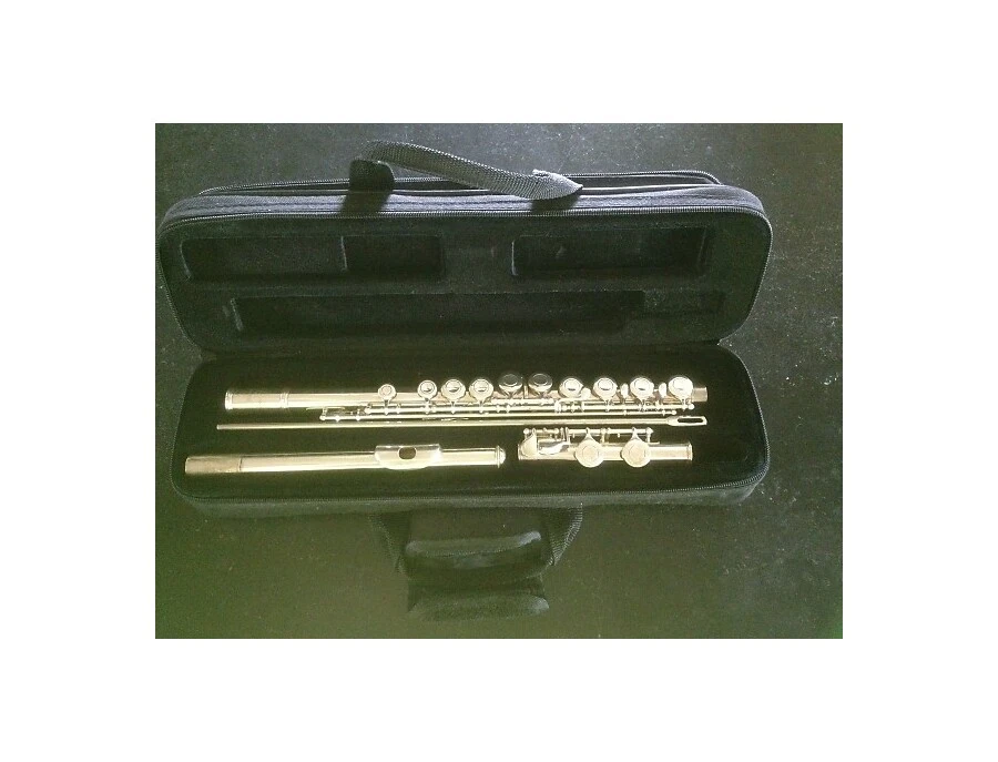 Yamaha YFL-325 Flute - What To Know & Where To Buy | Equipboard