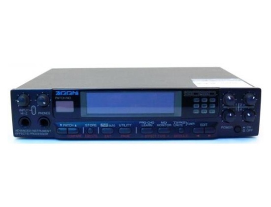 Zoom 9050 Multi-Effects Box - Artists Using It | Equipboard