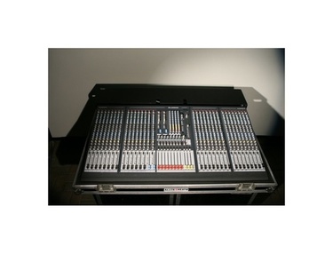 Allen & Heath CQ12T - ranked #3 in Mixers | Equipboard