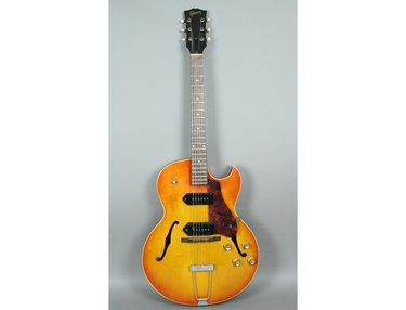 Gibson ES-335 - ranked #7 in Semi-Hollowbody Electric Guitars | Equipboard