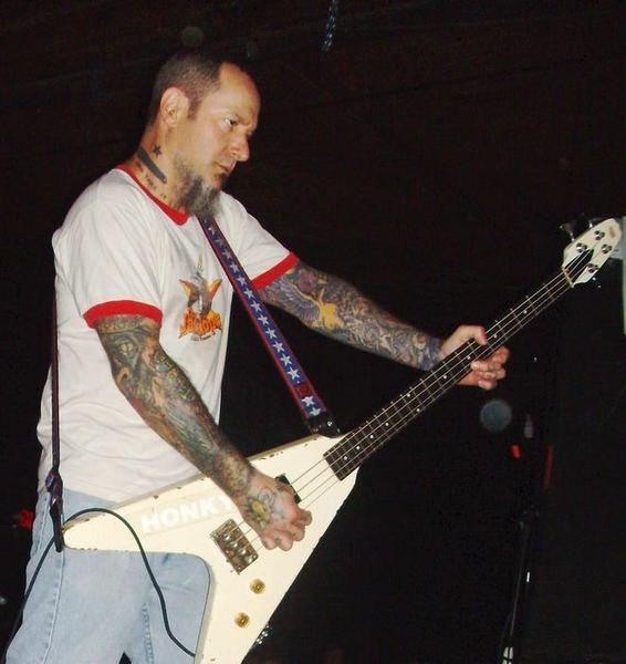 Epiphone Flying V Bass - What To Know & Where To Buy | Equipboard