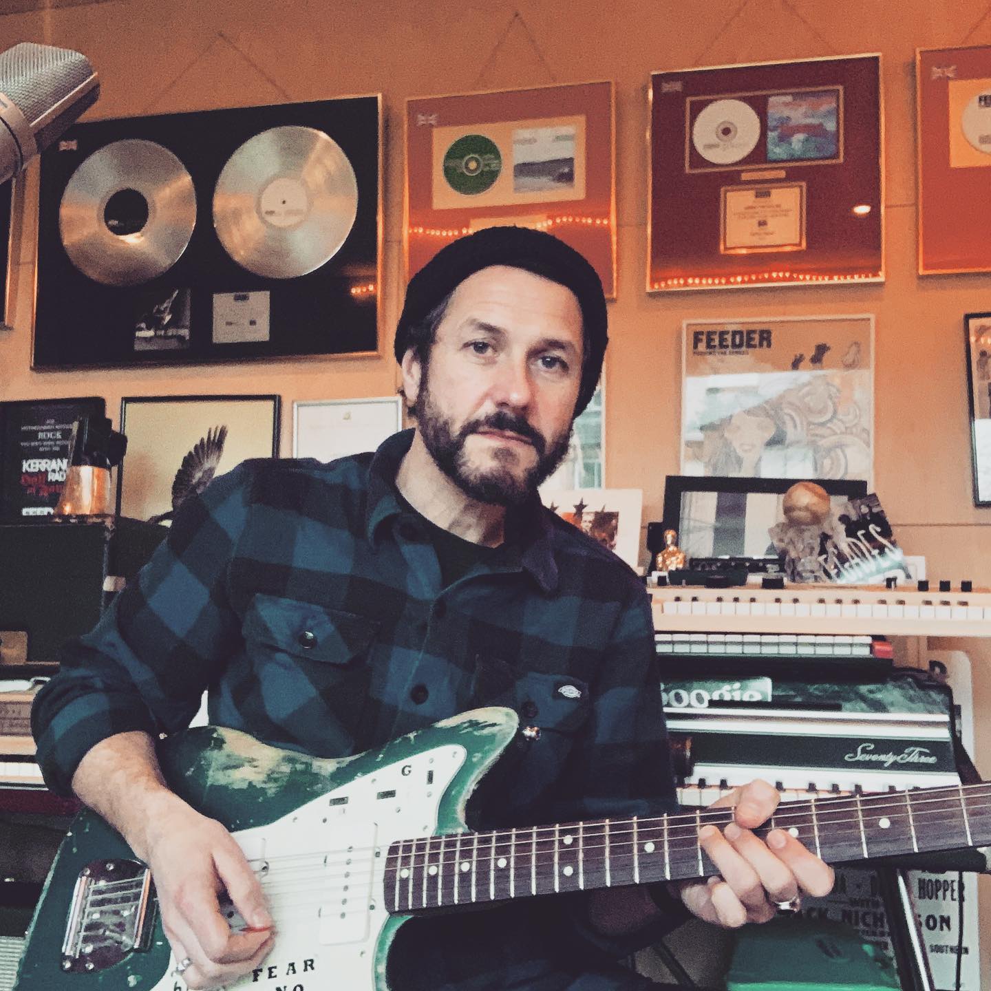 Grant Nicholas, Feeder Guitarist Gear | Equipboard