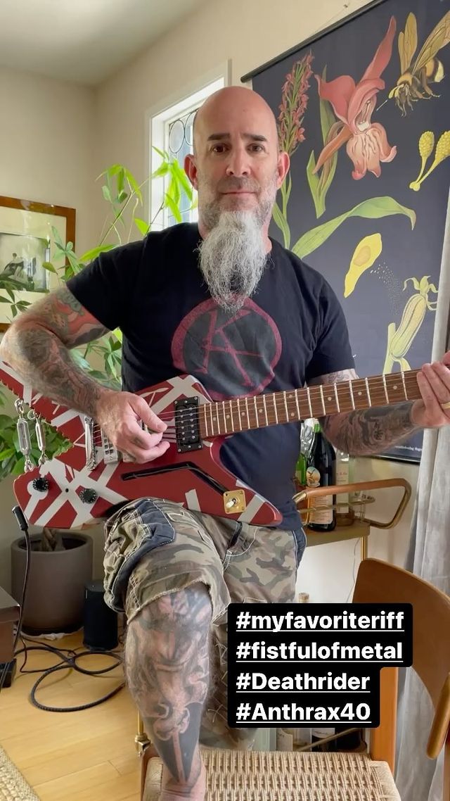 Scott Ian's Guitar Gear, Pedalboard & Amps | Equipboard