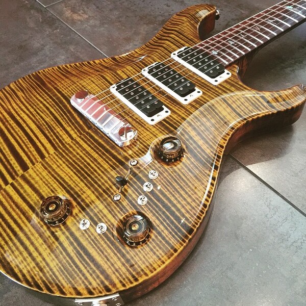 PRS Custom 24 - What To Know & Where To Buy | Equipboard