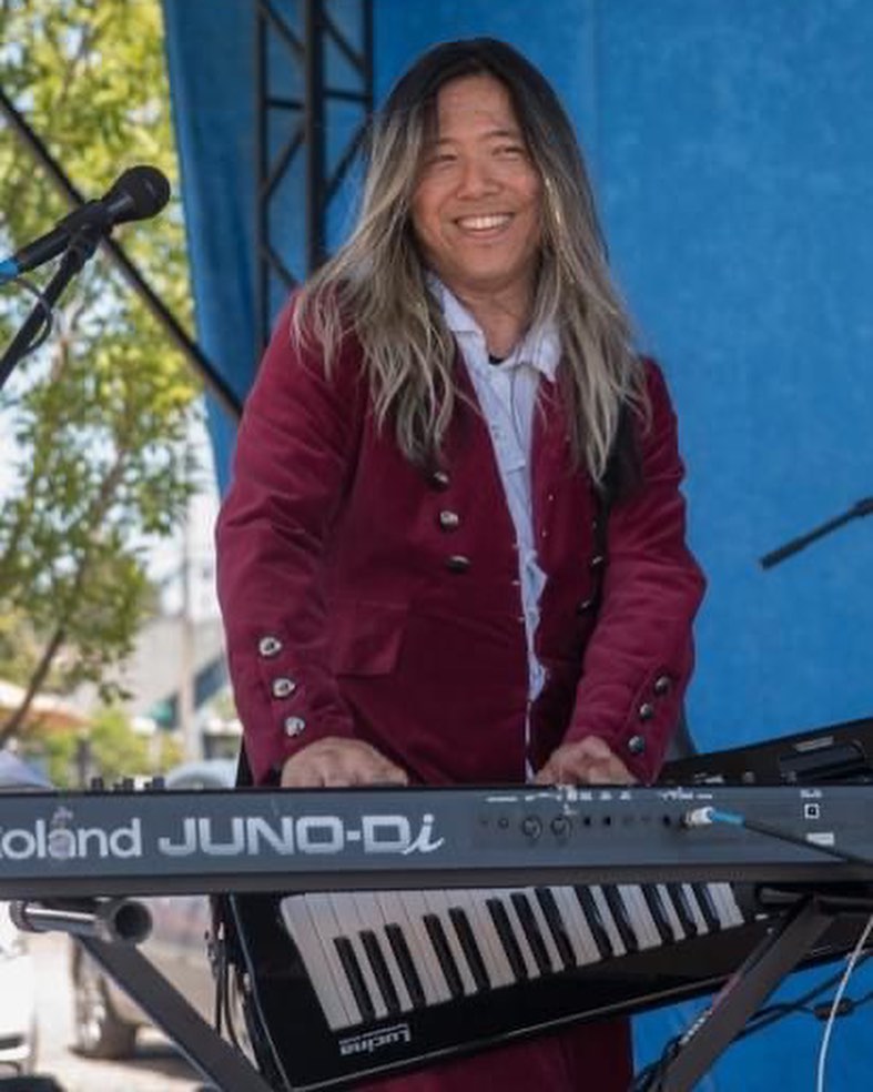 Blake Sakamoto, Dan Reed Network Singer & Guitarist Gear | Equipboard