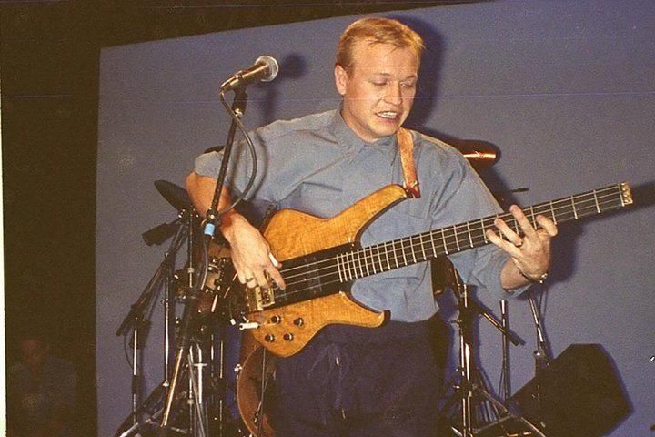 Mark King Level 42's Bass Guitars | Equipboard
