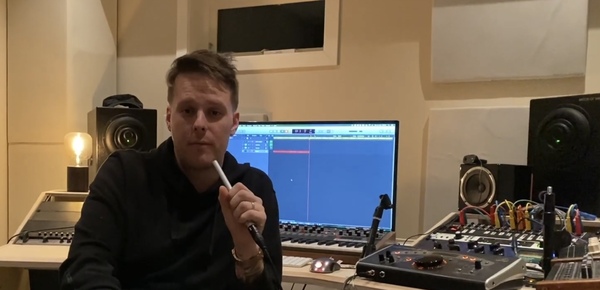 Behringer Xenyx CONTROL2USB Studio Monitor Controller - What To Know ...