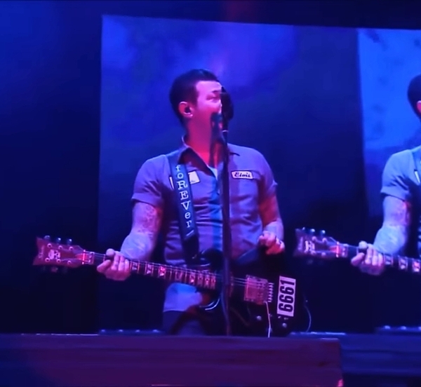 Schecter Zacky Vengeance Custom Floyd Rose - What To Know & Where To ...