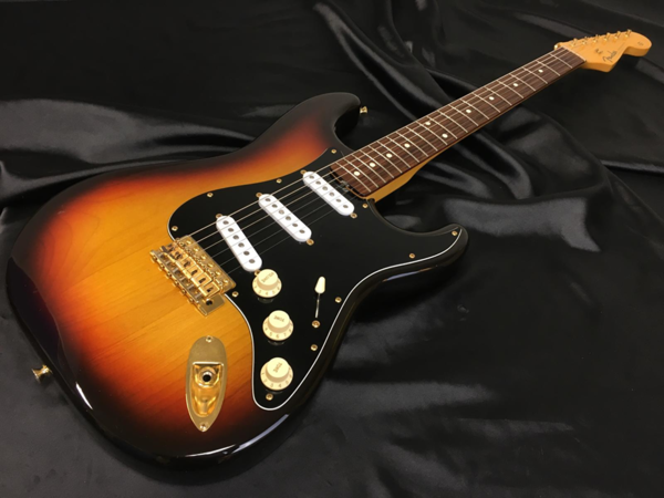 Fender Custom Shop SRV Tribute Stratocaster - What To Know & Where To ...
