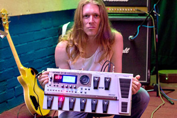 Boss GT-10 Guitar Effects Processor - What To Know & Where To Buy ...