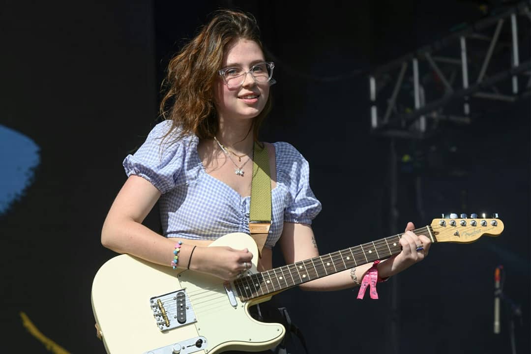 Clairo | Equipboard