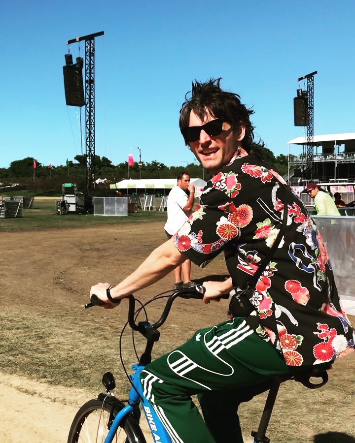 Nick Valensi's Guitar Gear, Pedalboard & Amps | Equipboard