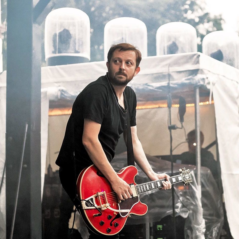 Richard Oakes, Suede Guitarist Gear | Equipboard®