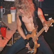 Guns N' Roses Members' Gear | Equipboard®